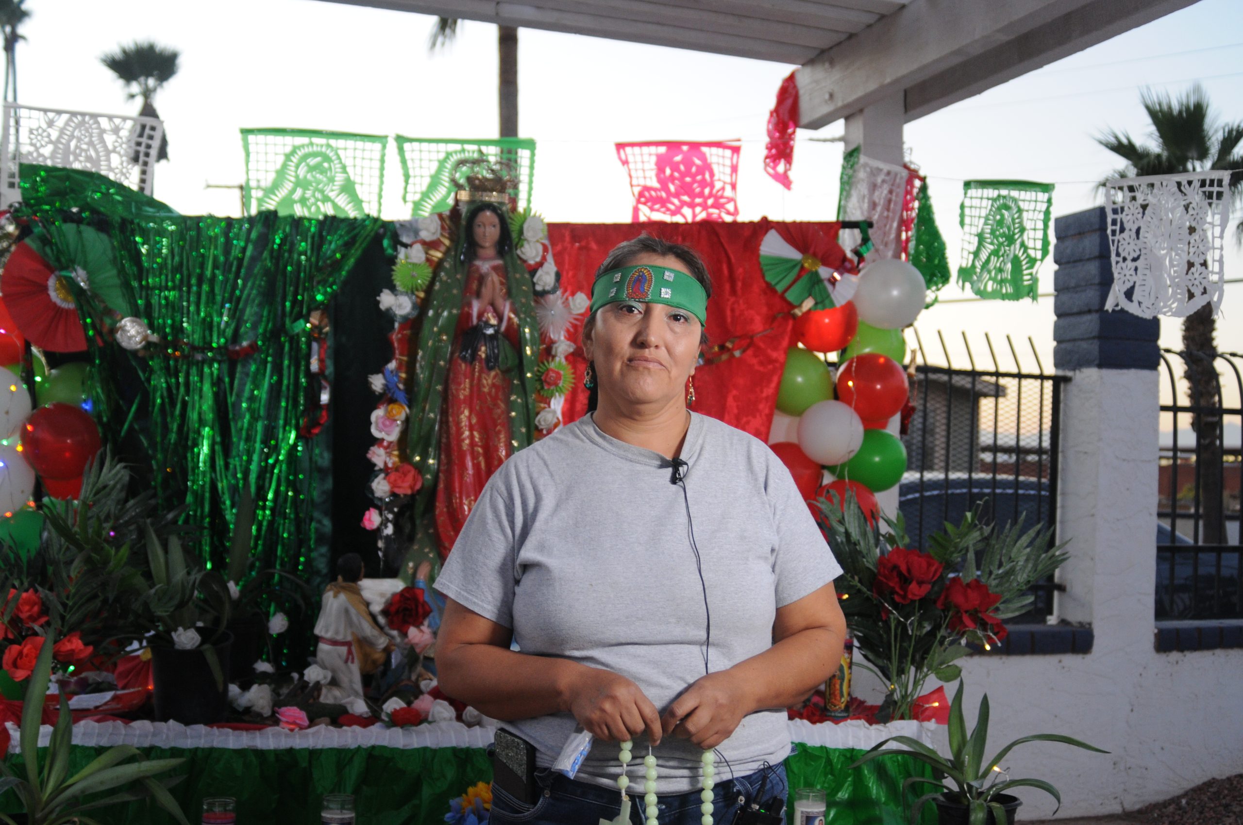 Prayers, miracles and traditions of Latinos honoring Holy Week - AZ ...